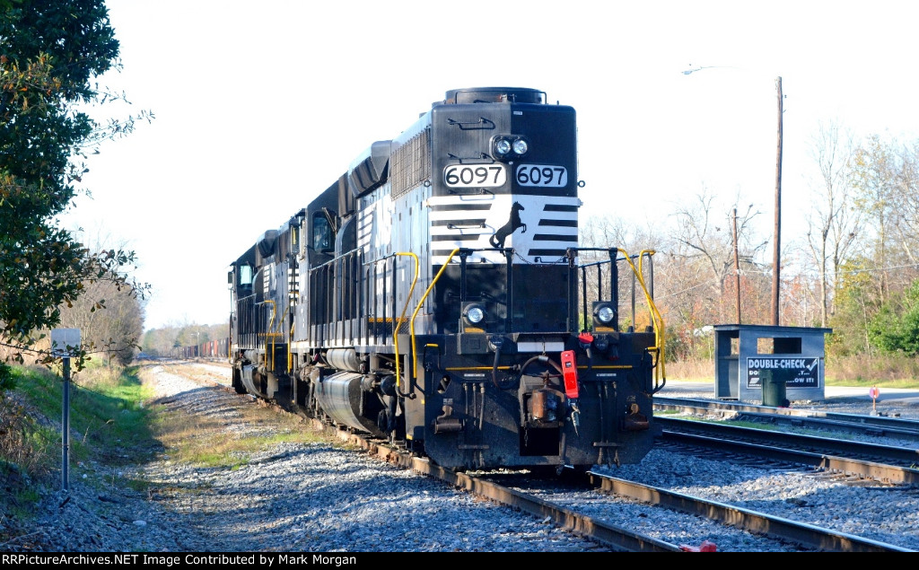 NS SD40-2 6097